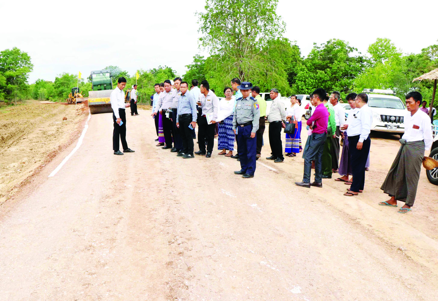 ဒုတိယဝန်ကြီး ဦးမြင့်စိုး မြို့သစ်မြို့နယ်နှင့် မကွေးမြို့နယ်တို့၏ ဖွံ့ဖ